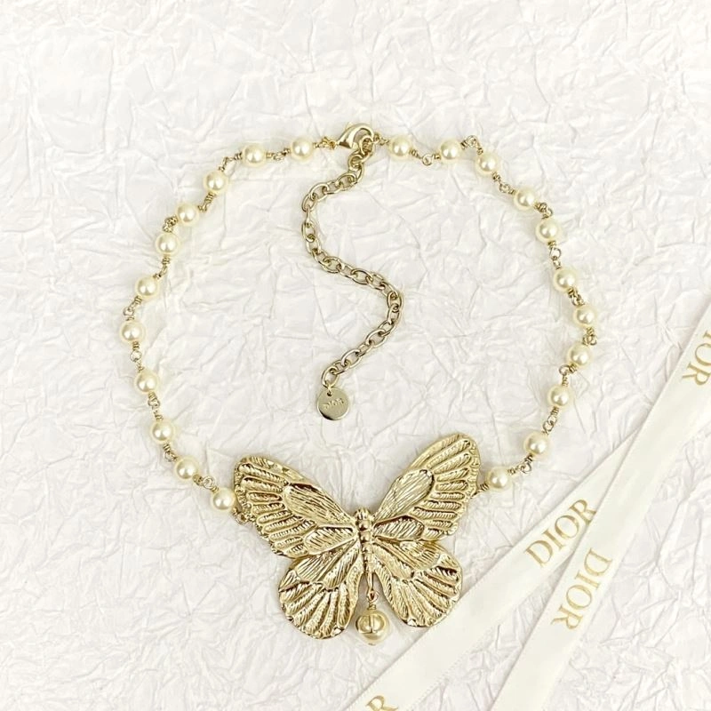 Discounted Christian Dior Necklaces