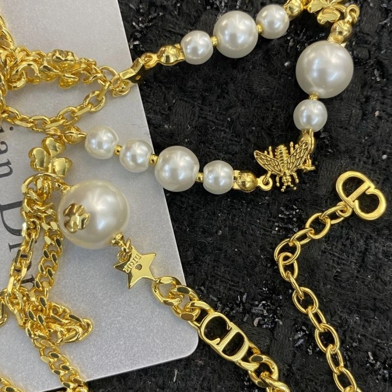 Top match Christian Dior Necklaces
