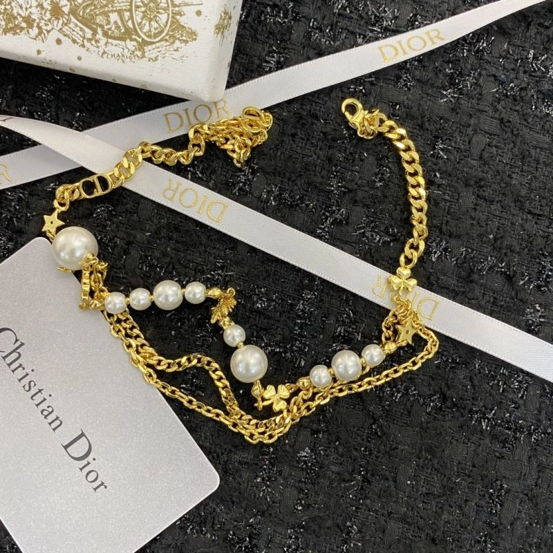 Top match Christian Dior Necklaces