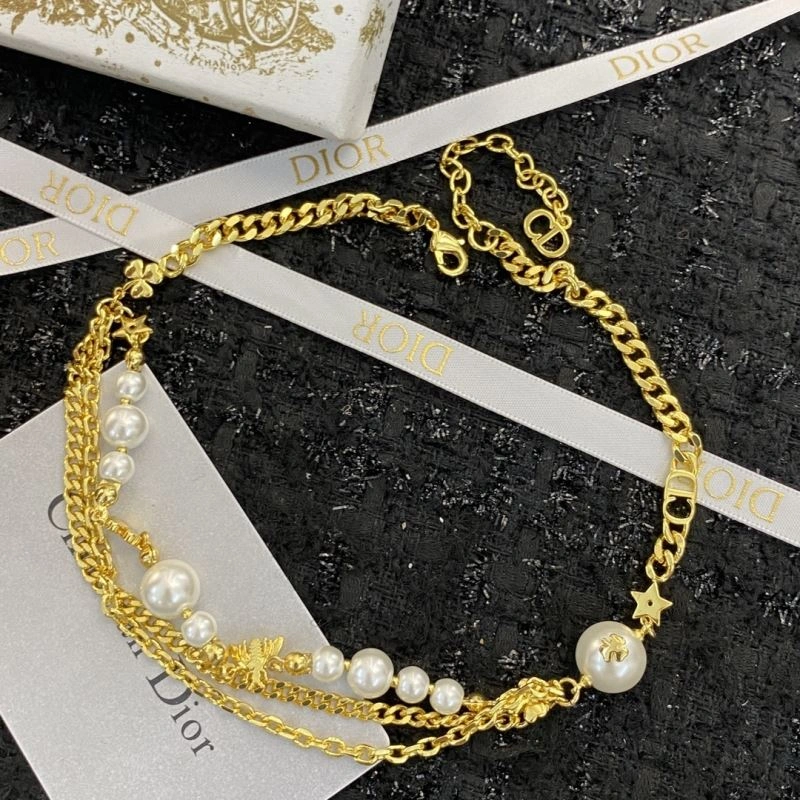 Top match Christian Dior Necklaces