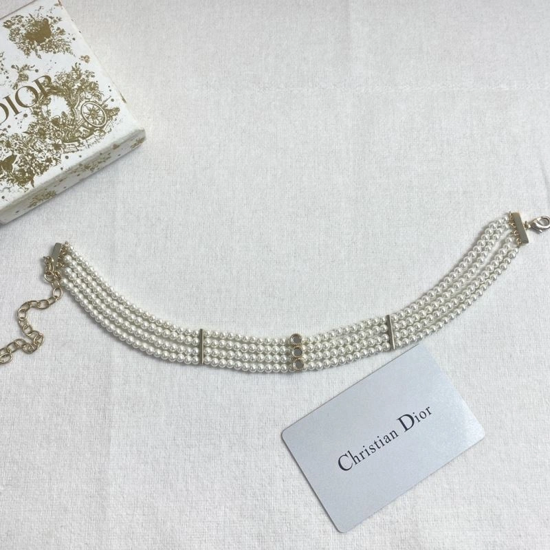Discounted Christian Dior Necklaces