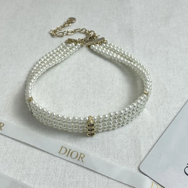 Discounted Christian Dior Necklaces