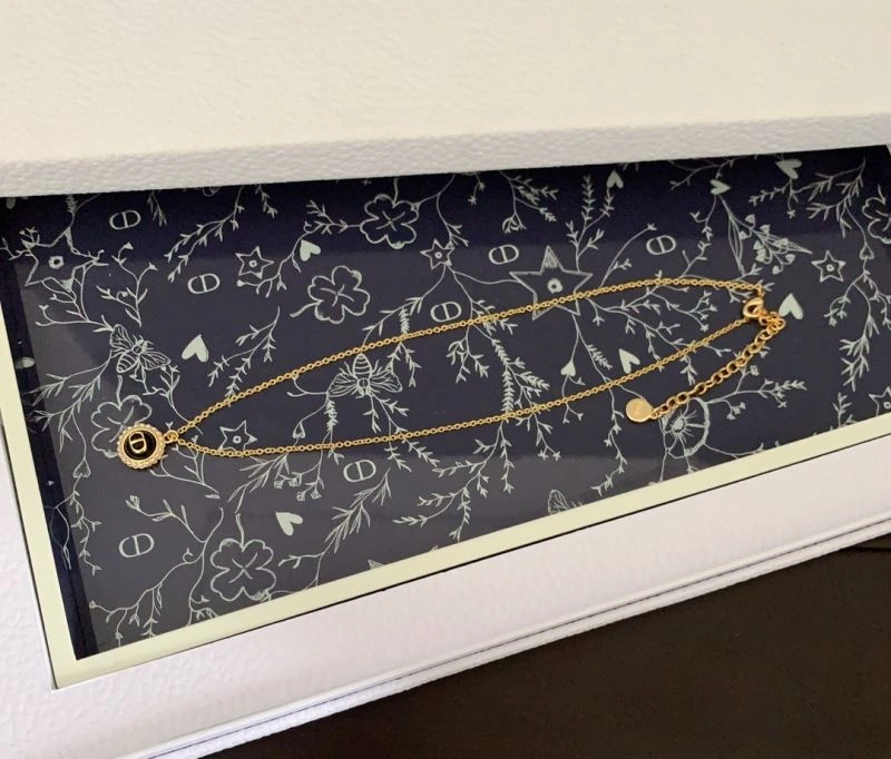 Inexpensive Christian Dior Necklaces