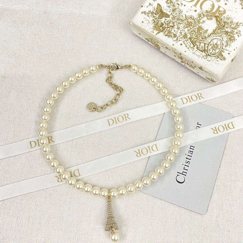 Top match Christian Dior Necklaces