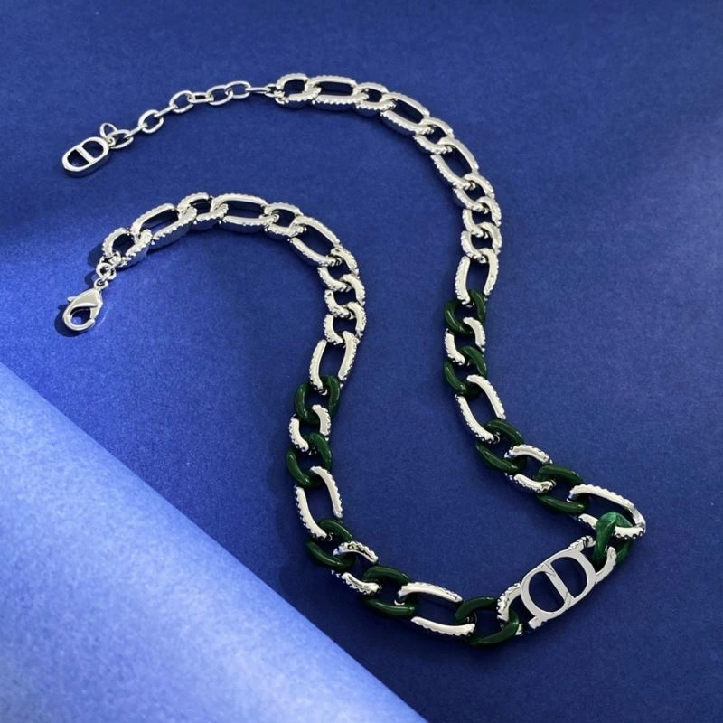 Top mirror Christian Dior Necklaces