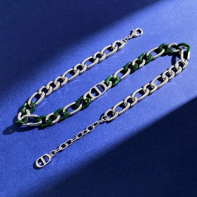 Top mirror Christian Dior Necklaces