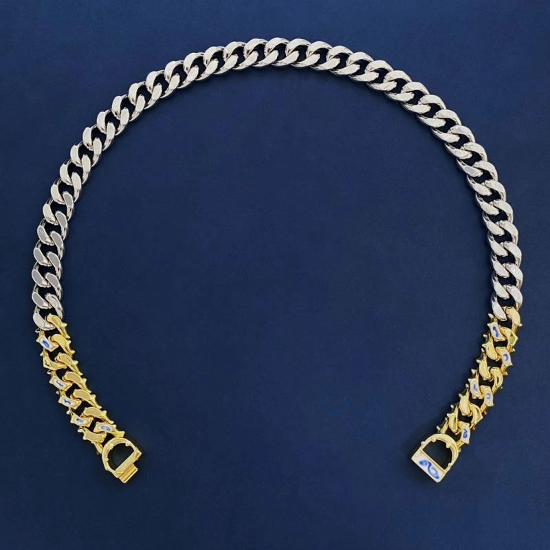 Top match Christian Dior Necklaces