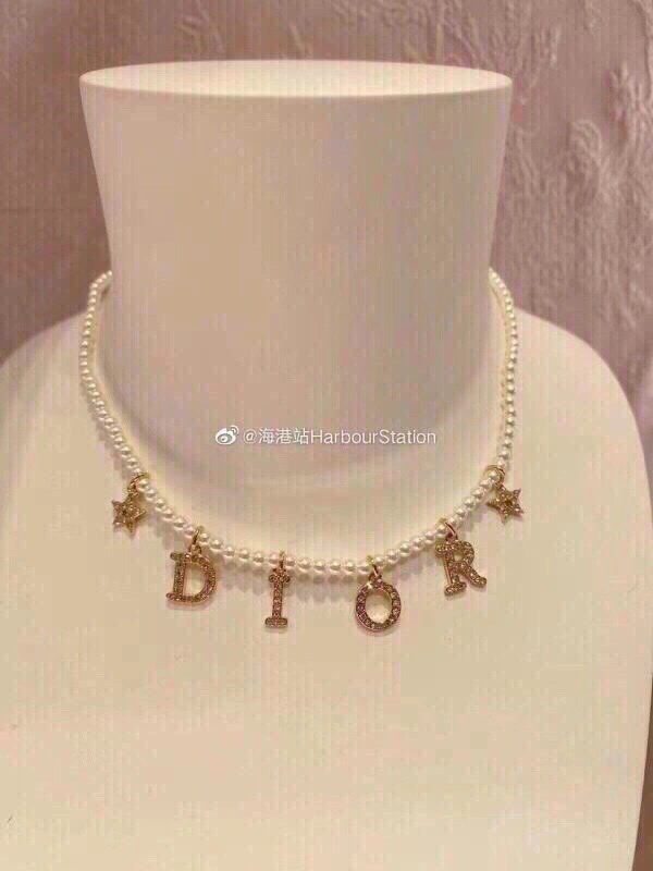 Official Christian Dior Necklaces