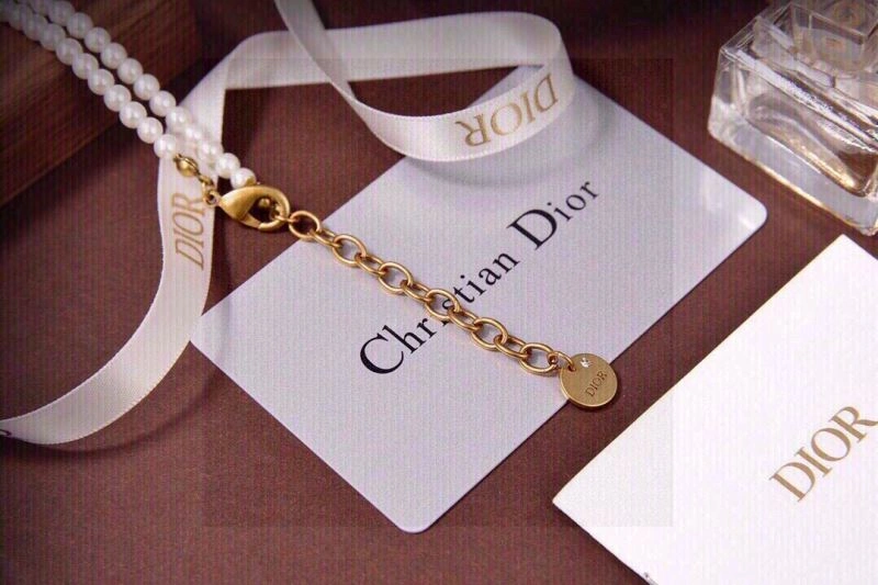 Official Christian Dior Necklaces
