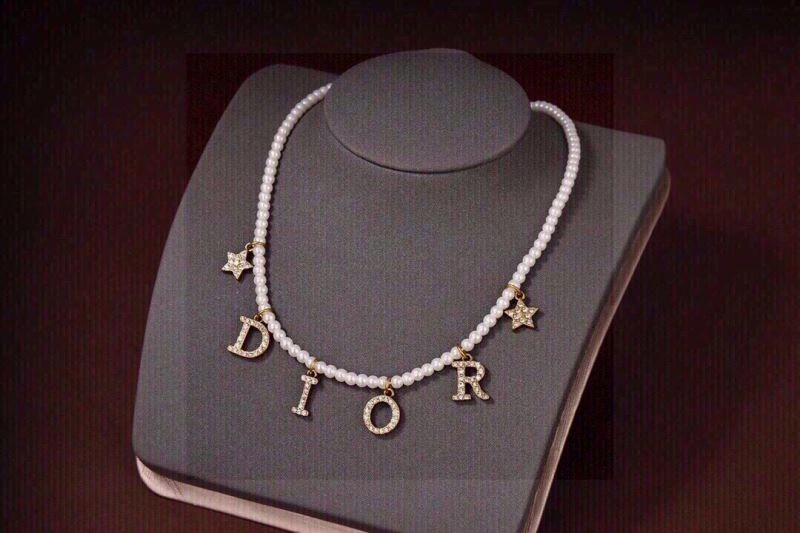Official Christian Dior Necklaces