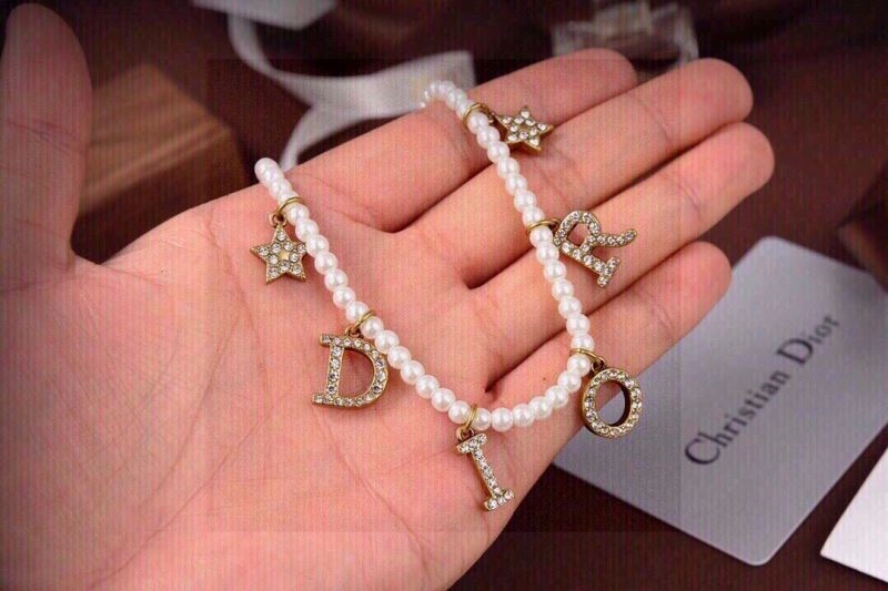 Official Christian Dior Necklaces