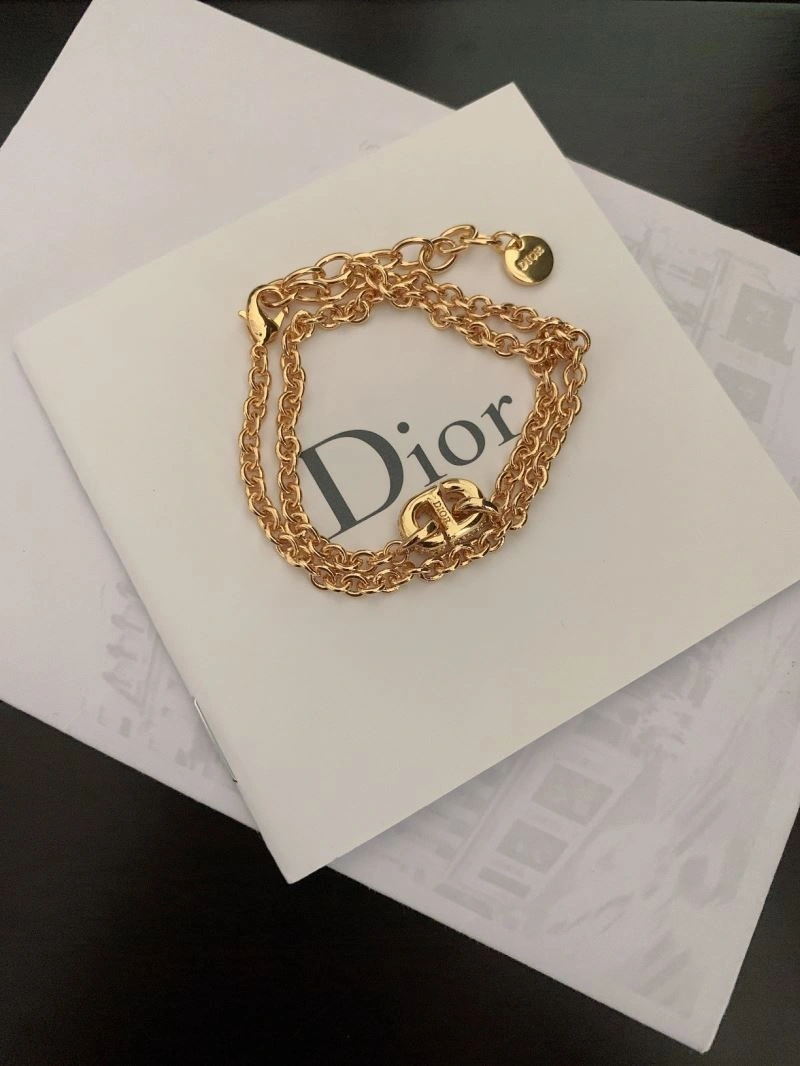 Official Christian Dior Necklaces