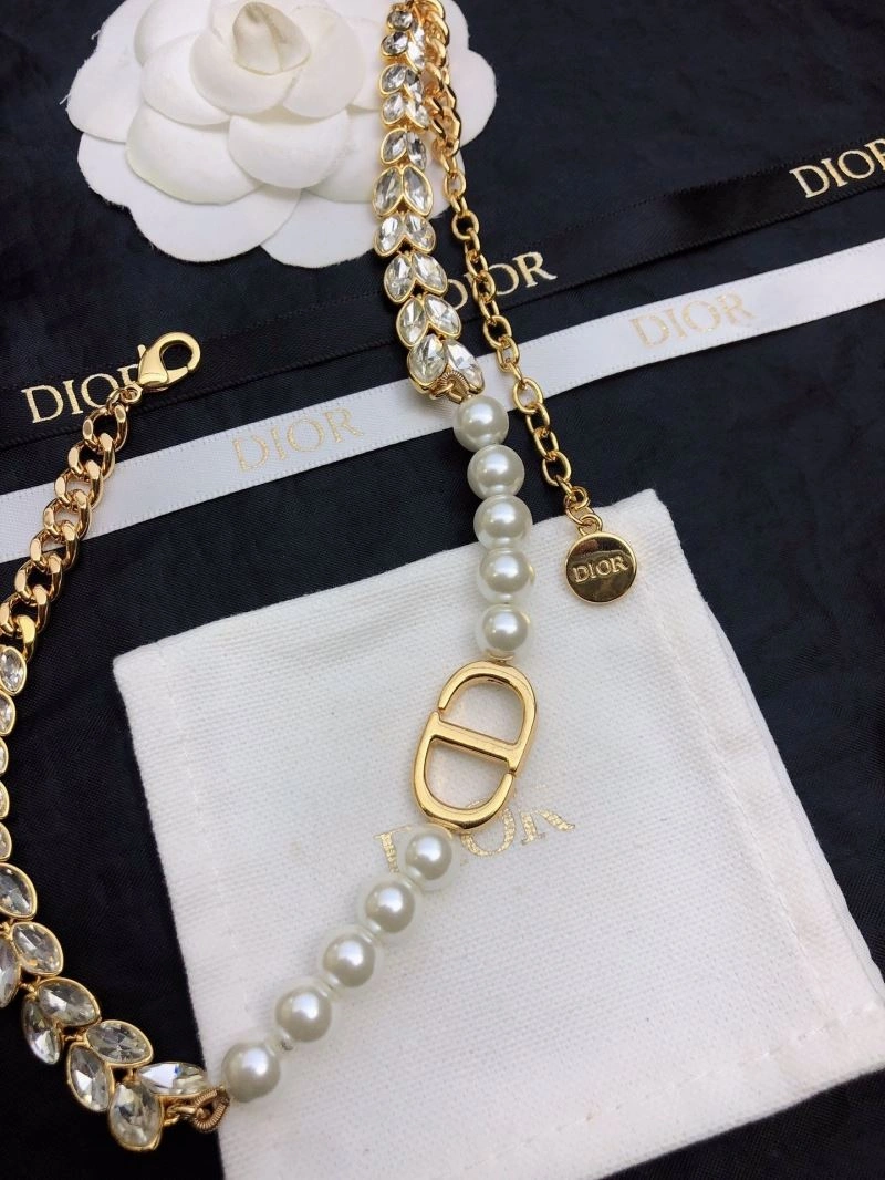 Top mirror Christian Dior Necklaces