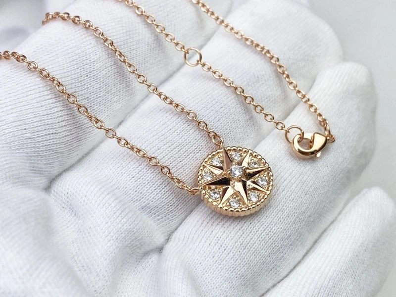 Cut-rate Christian Dior Necklaces