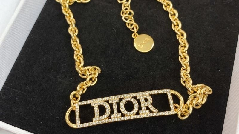 High accuracy Christian Dior Necklaces