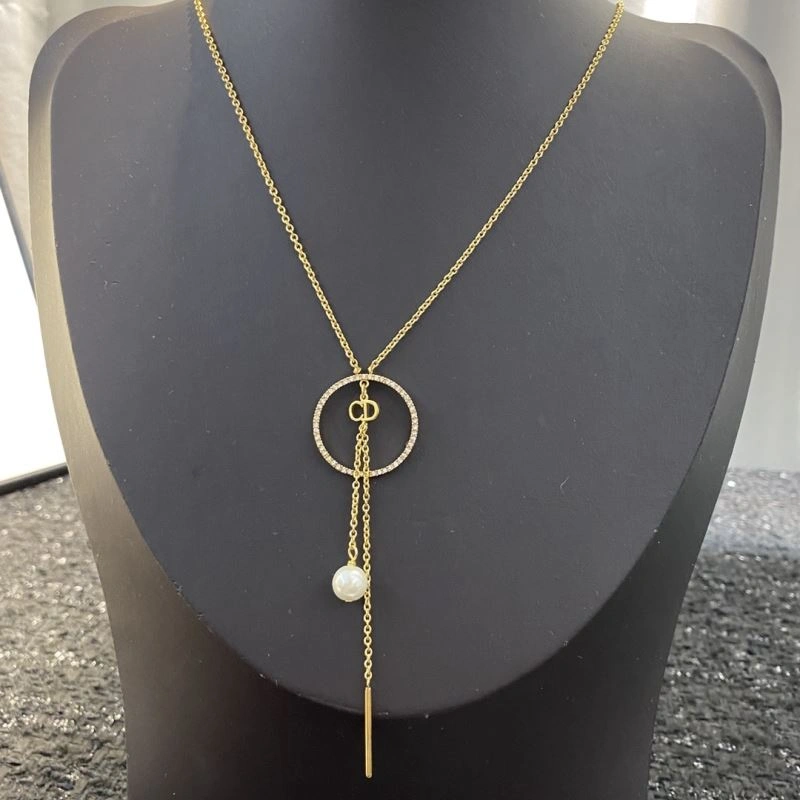 Economical Christian Dior Necklaces