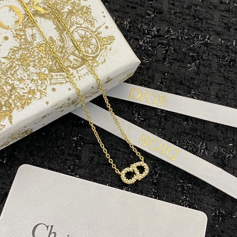 Economical Christian Dior Necklaces