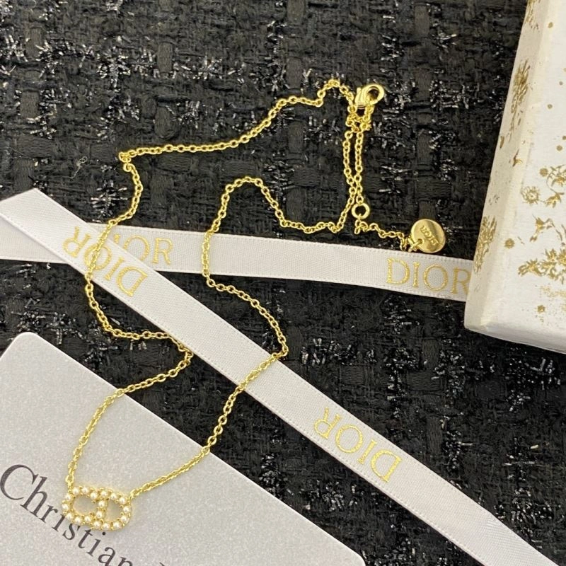 Economical Christian Dior Necklaces