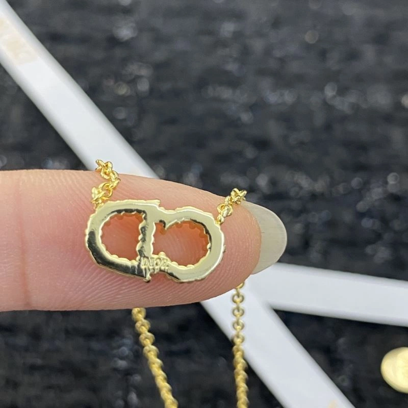 Economical Christian Dior Necklaces