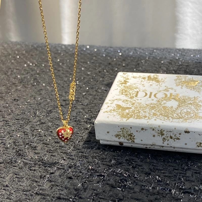 Economical Christian Dior Necklaces