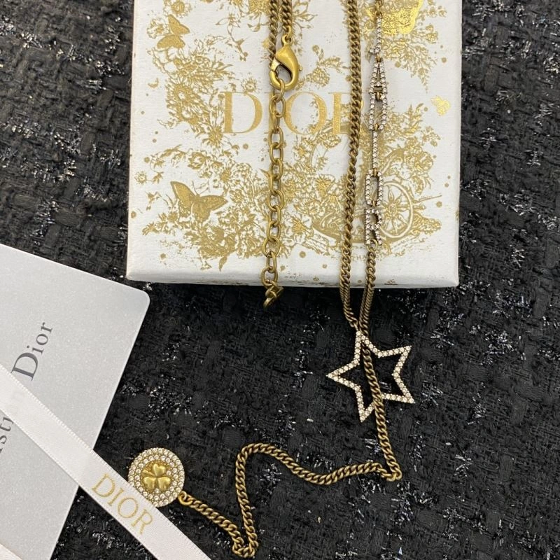 Bargain Christian Dior Necklaces