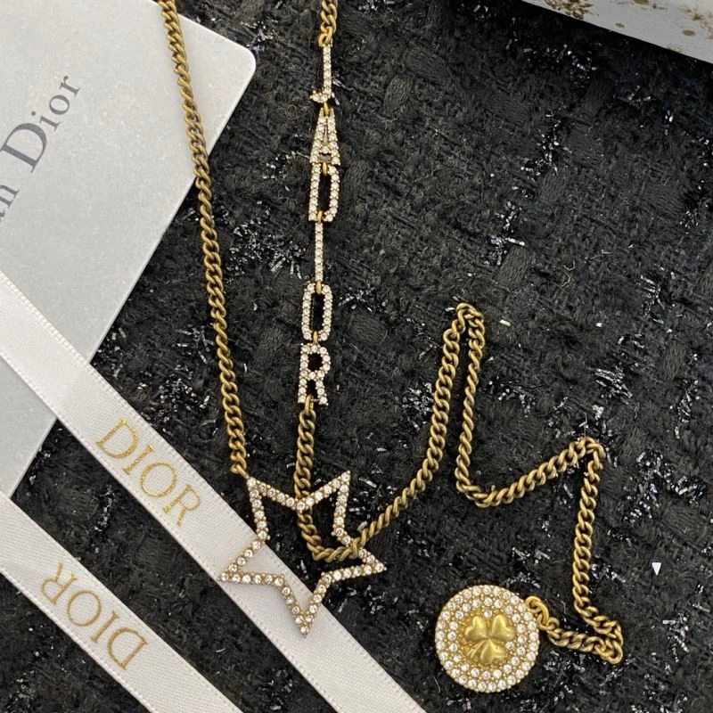 Bargain Christian Dior Necklaces