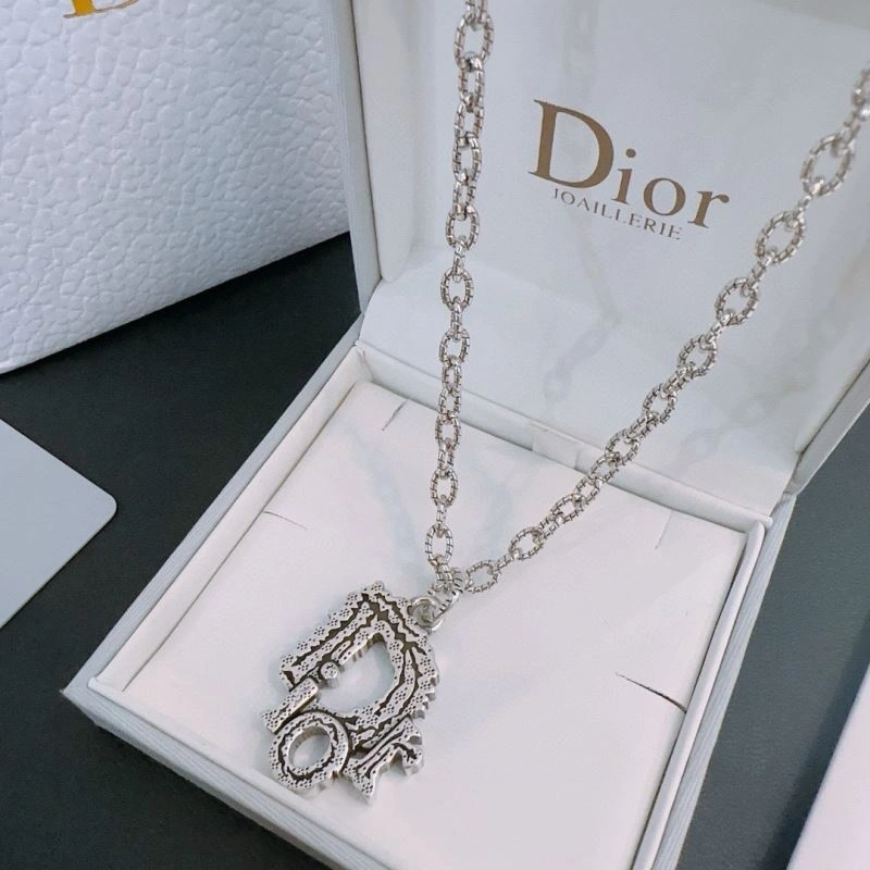High accuracy Christian Dior Necklaces