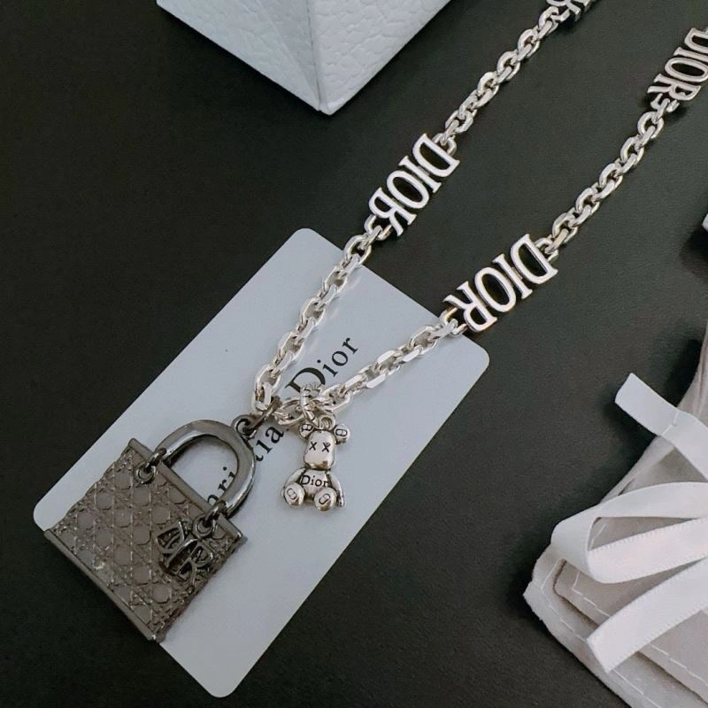 Precise copy Christian Dior Necklaces