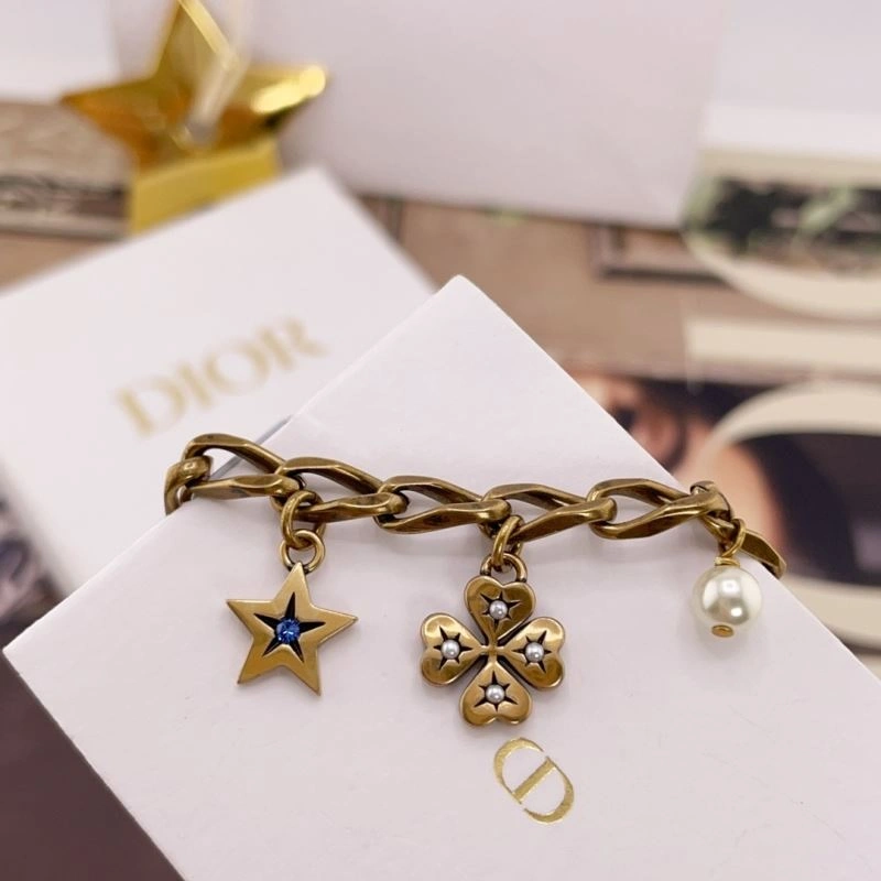 Exact replica Christian Dior Necklaces