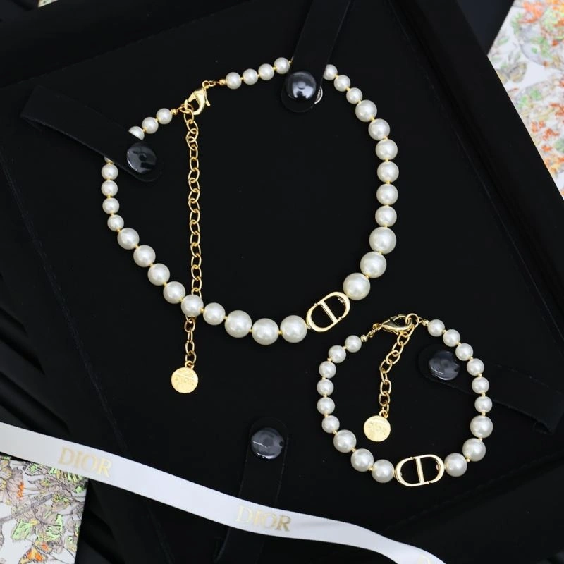 Christian Dior Necklaces