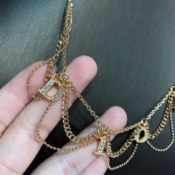 Top mirror Christian Dior Necklaces