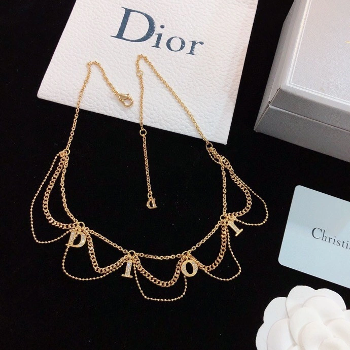 Top mirror Christian Dior Necklaces