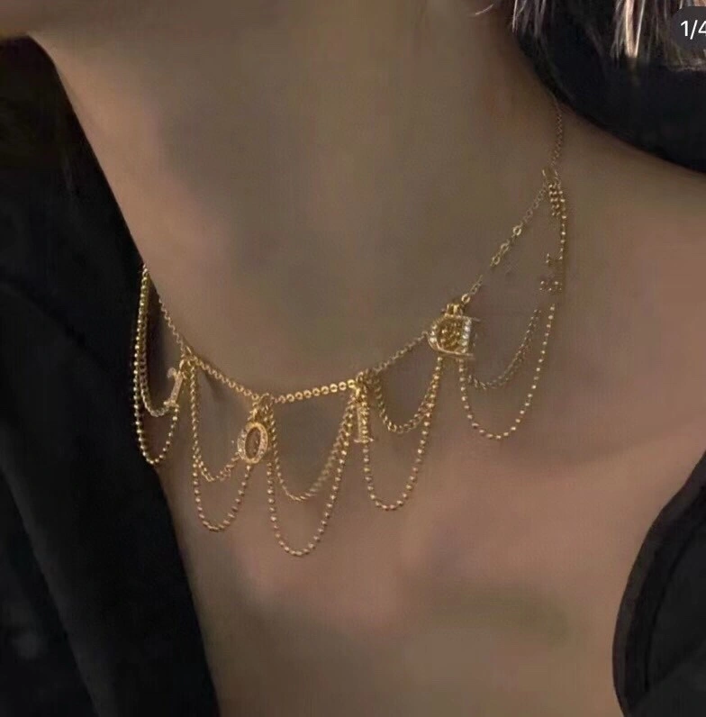 Top mirror Christian Dior Necklaces