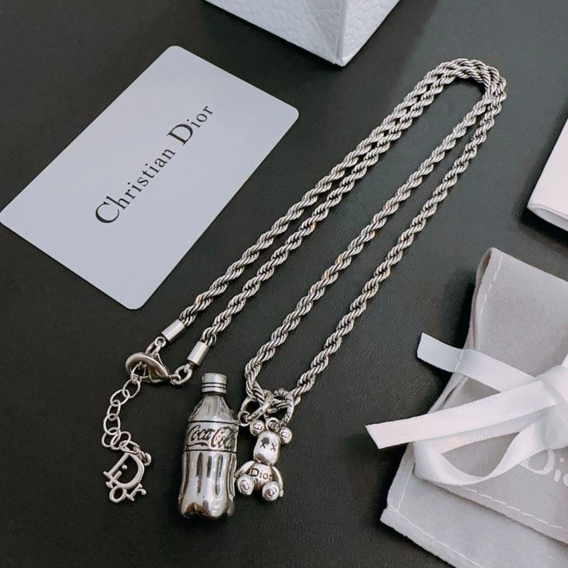 Bargain Christian Dior Necklaces