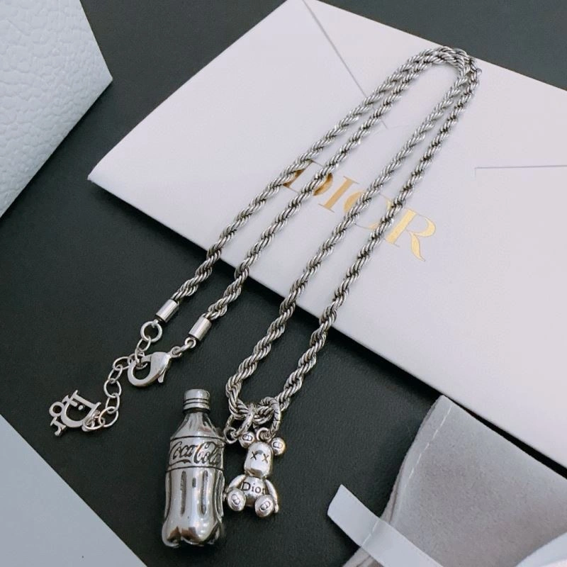 Bargain Christian Dior Necklaces