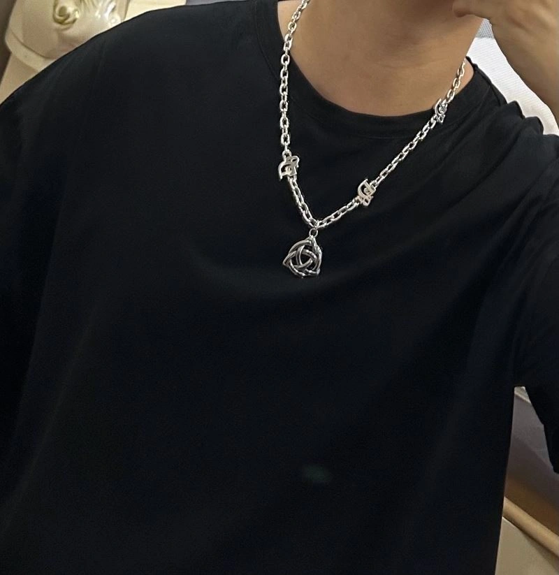 Value-priced Christian Dior Necklaces