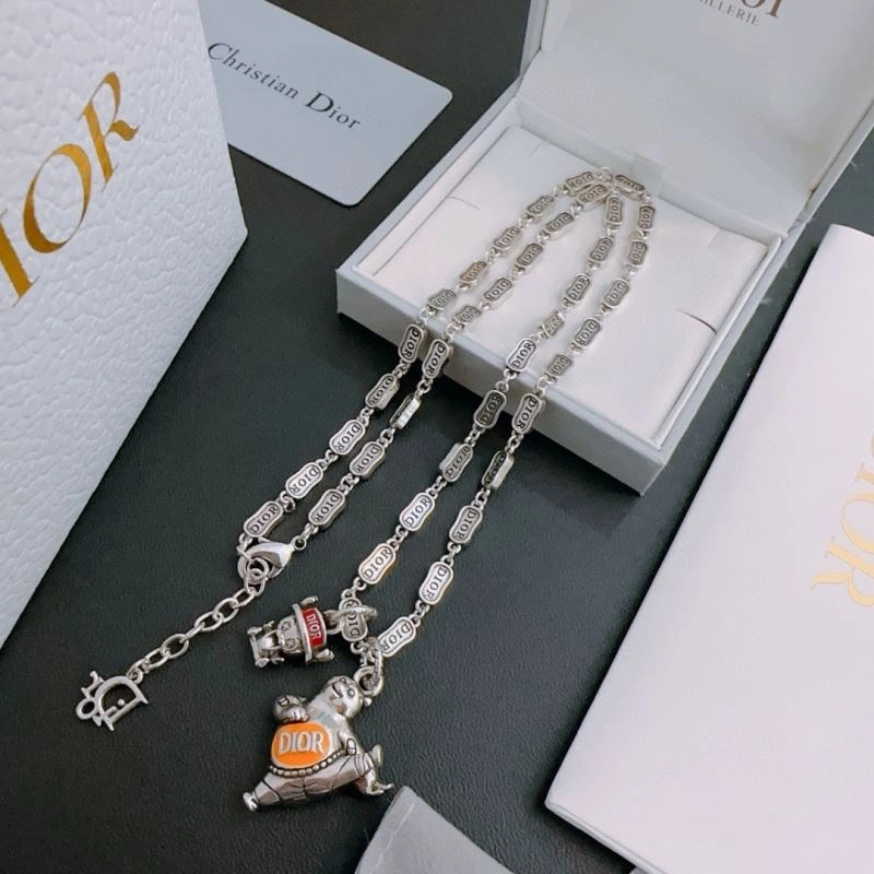 Reasonably priced Christian Dior Necklaces
