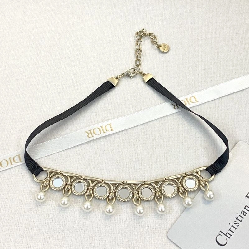 High fidelity Christian Dior Necklaces