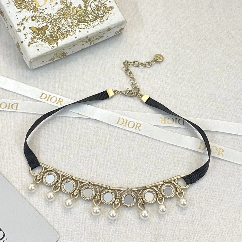 High fidelity Christian Dior Necklaces
