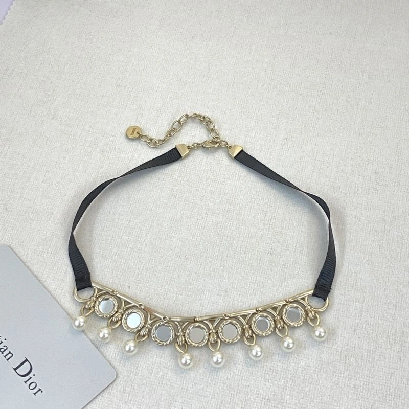 High fidelity Christian Dior Necklaces