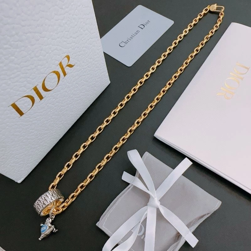 Official Christian Dior Necklaces