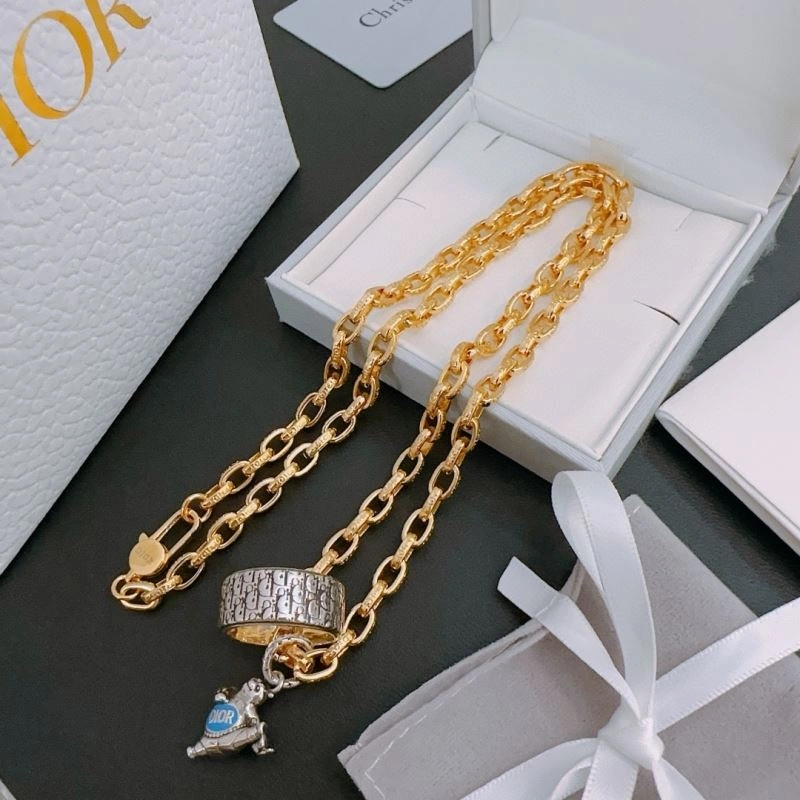 Official Christian Dior Necklaces