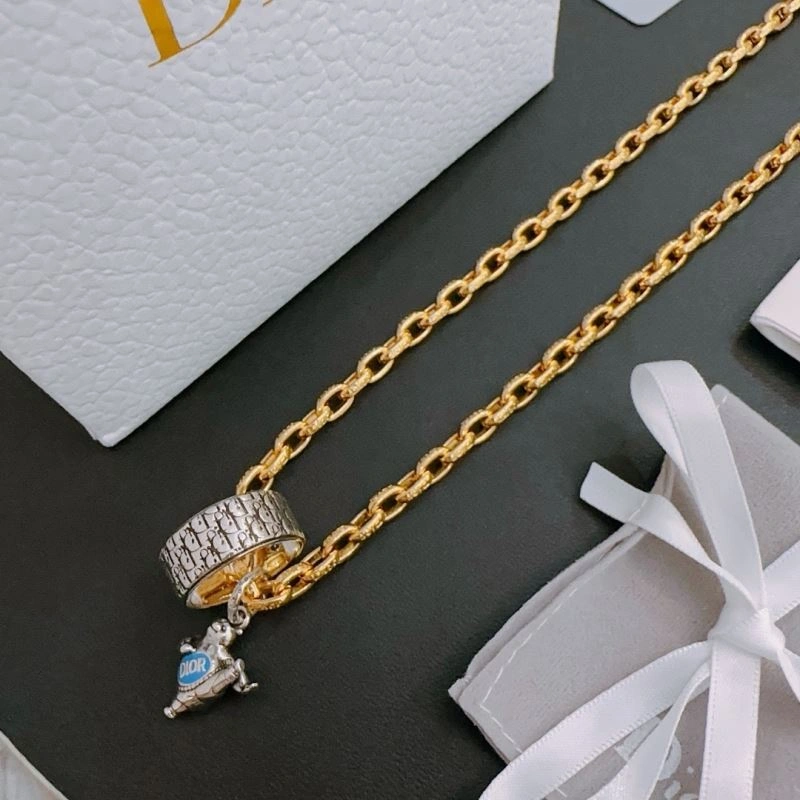 Official Christian Dior Necklaces