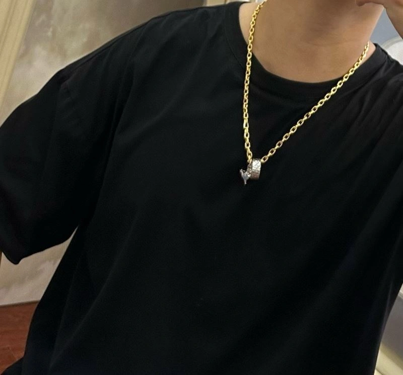 Official Christian Dior Necklaces