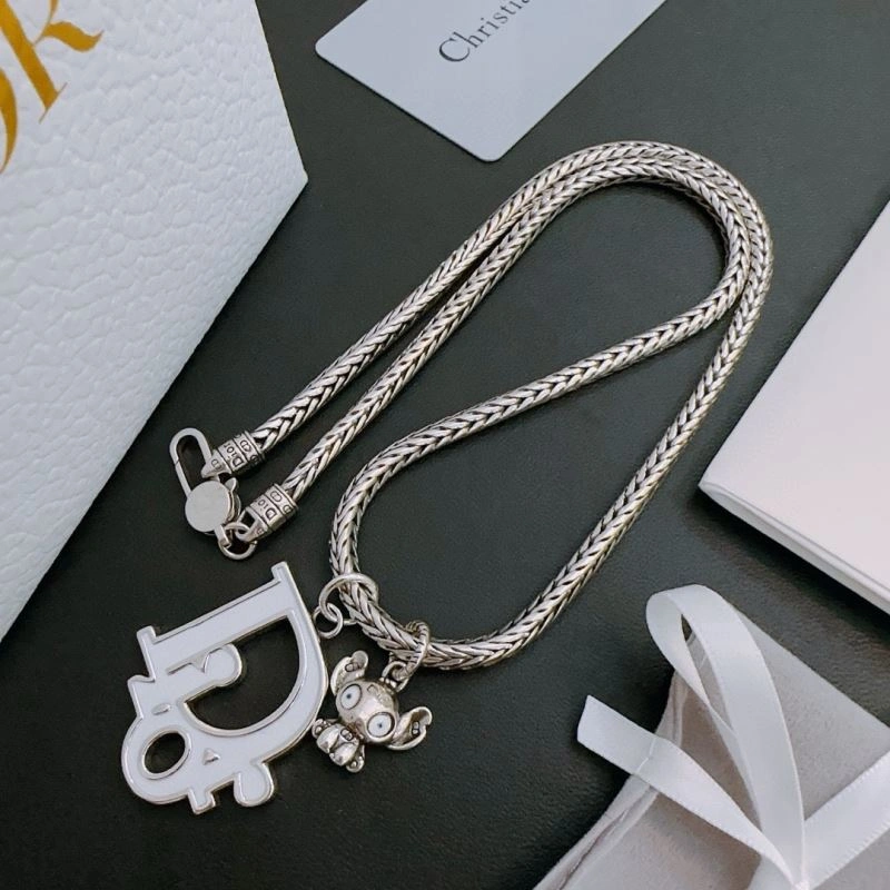 Factory-made Christian Dior Necklaces