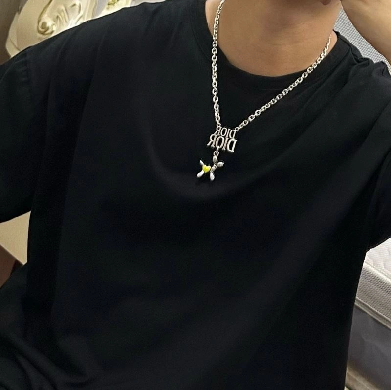Inexpensive Christian Dior Necklaces