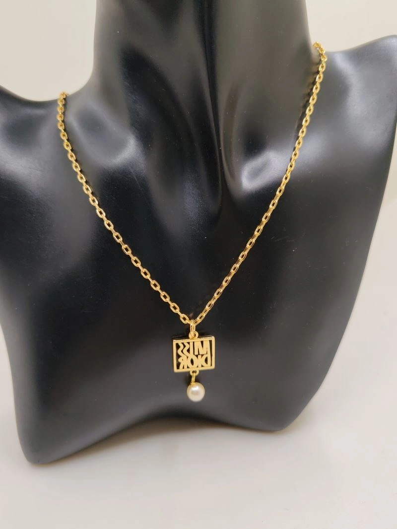 Reasonably priced Christian Dior Necklaces