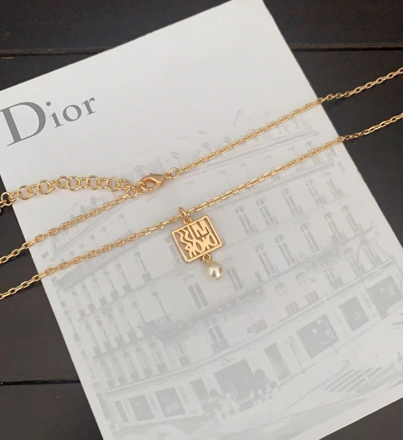 Reasonably priced Christian Dior Necklaces