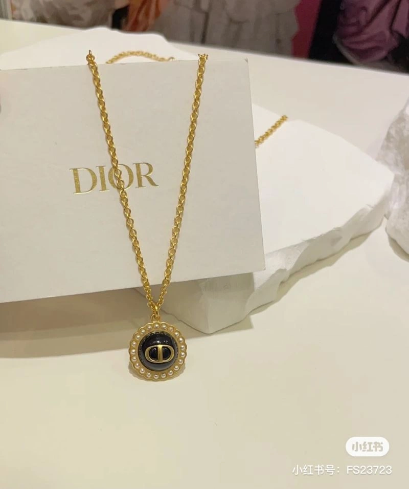 Factory-made Christian Dior Necklaces