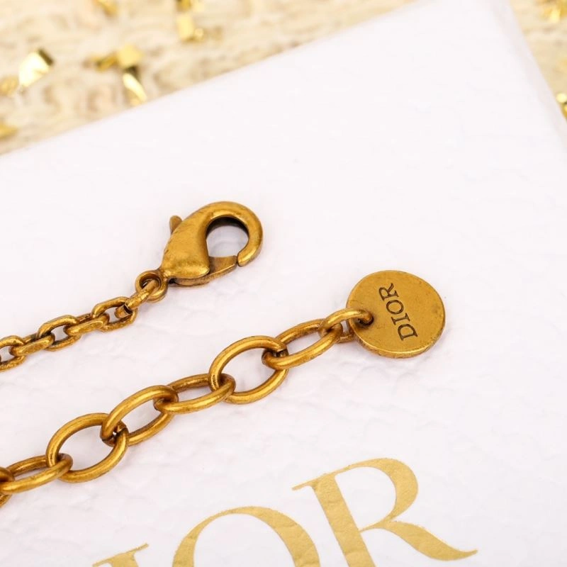 Factory-made Christian Dior Necklaces